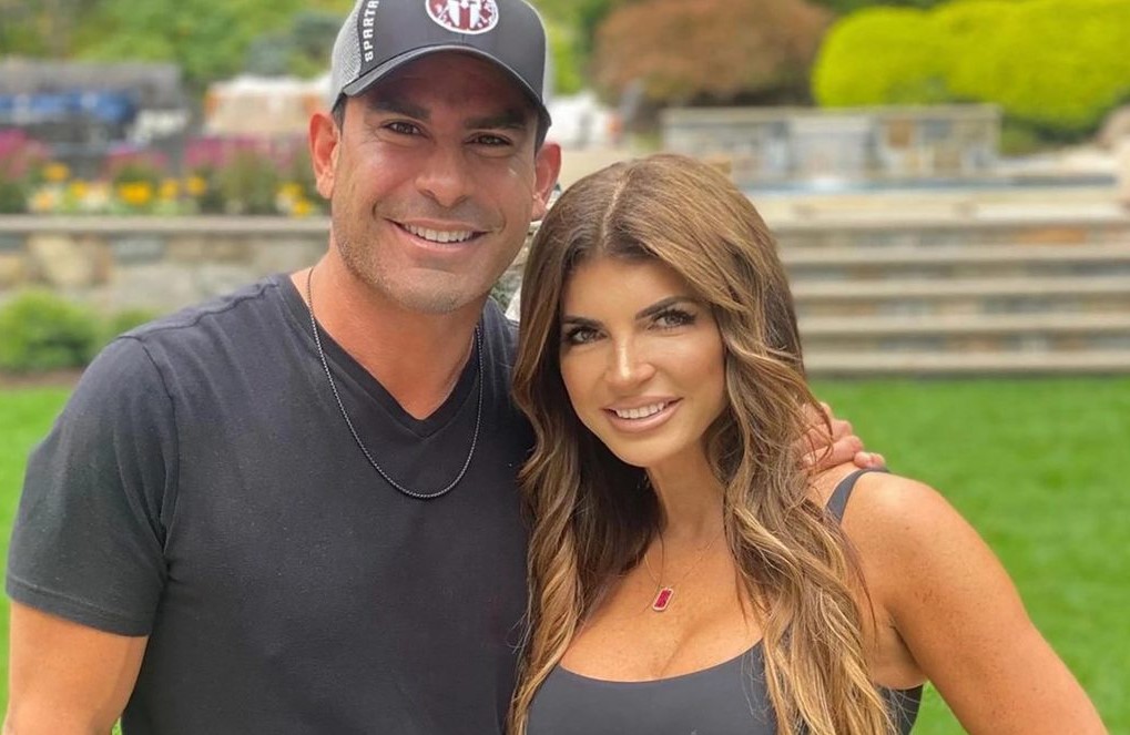 Luis Ruelas Majątek Netto 2024 | Zarobki, Kariera, Bio & Dziewczyna