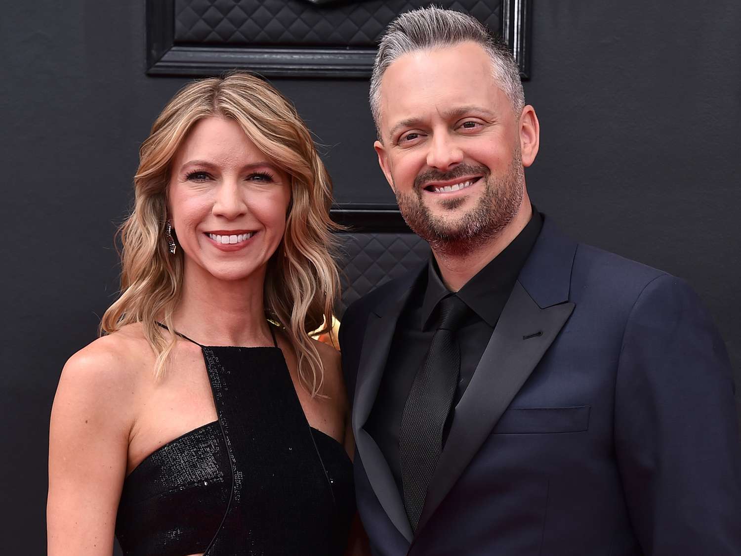 Nate Bargatze Nettovermögen 2024 | Einkommen, Karriere & Bio